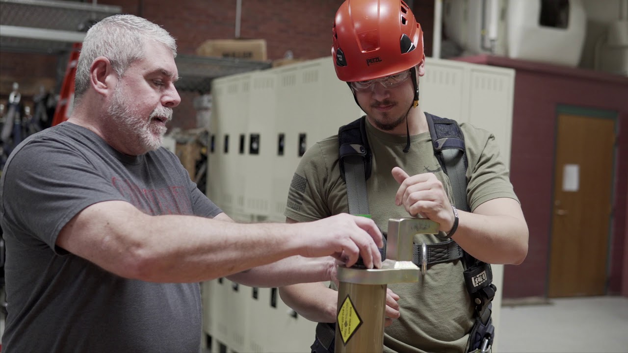 Wind Energy Technician Program at DACC - YouTube