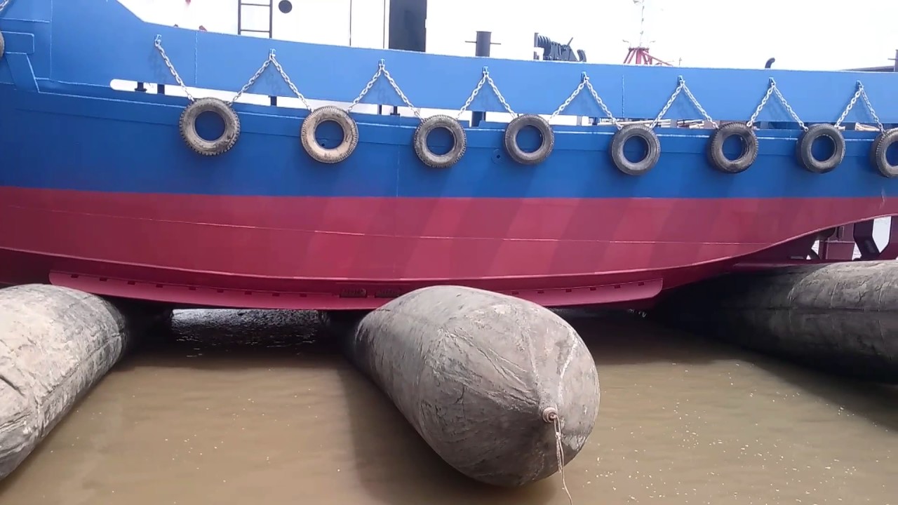 PT. DOCK dan PERKAPALAN AIR KANTUNG. TB. Timah IX - YouTube