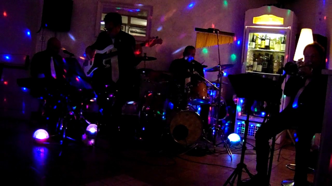 Benny Amoroso "Blue Moon" Roma 14/11/2019 - YouTube