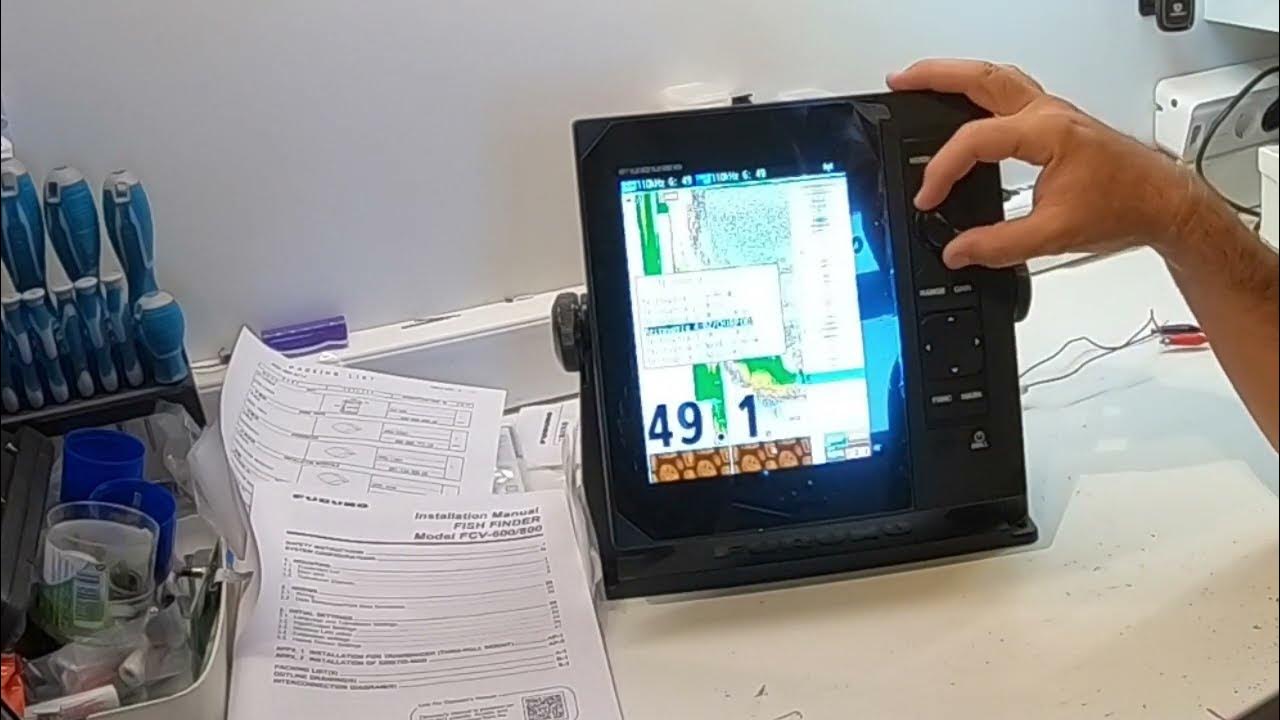 Unboxing FURUNO FCV 800 - YouTube