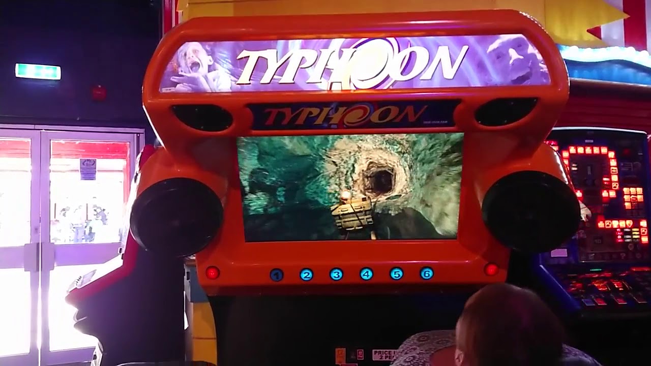 Roller Coaster Ride On The Typhoon Machine In The Arcades - YouTube