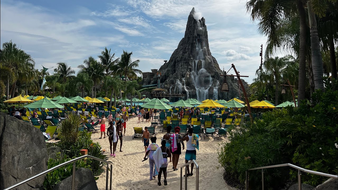 Volcano Bay| Beach Life| Cupcake bake off| Jet Ski Summer Vacation Part ...