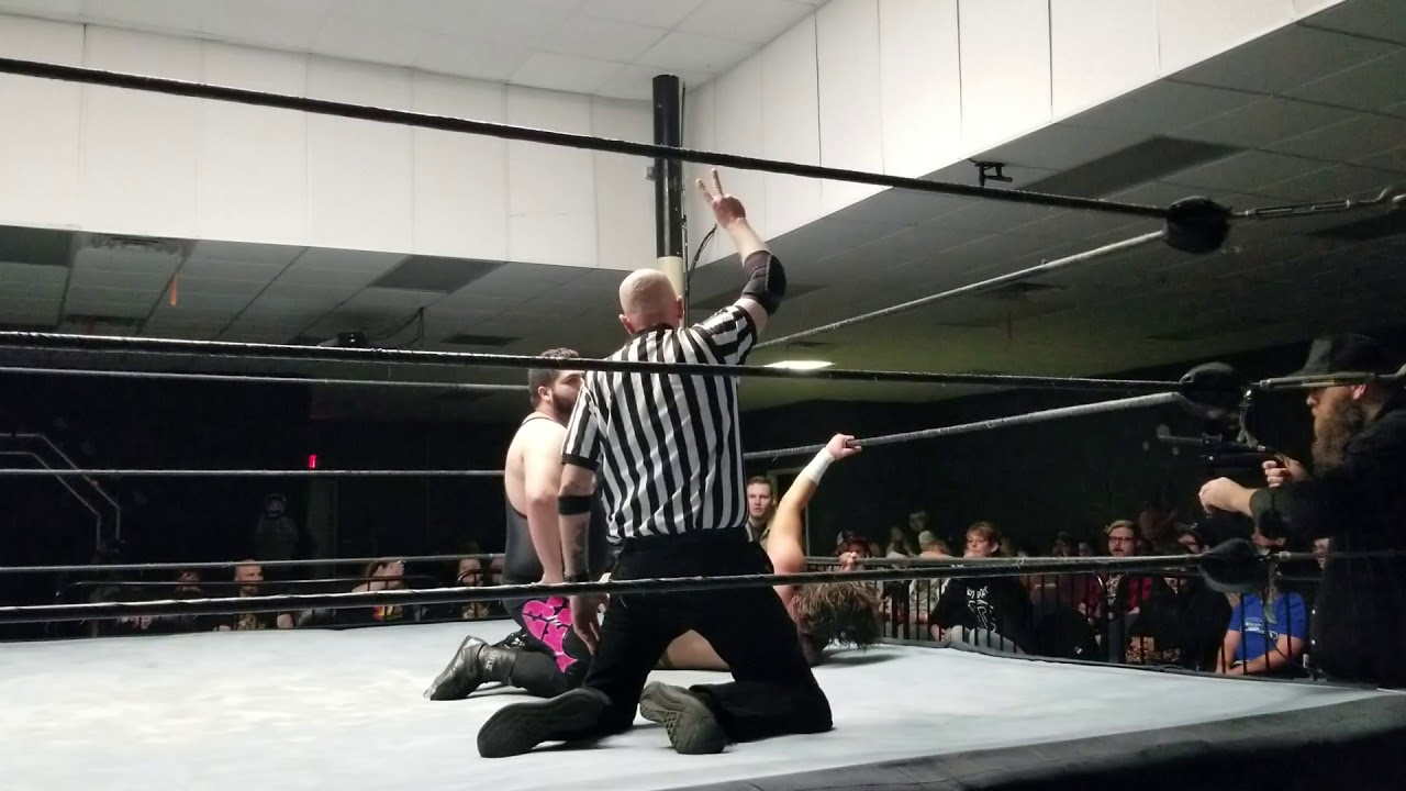 Loverboy Larry VS. Dimitri Alexandrov - YouTube