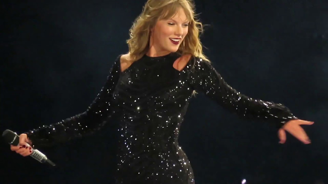 taylor swift: a look back on the reputation tour - YouTube