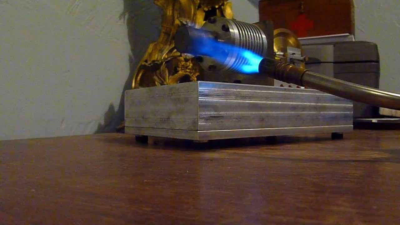 Homemade Stirling Engine Built from Scratch Powering L.E.D's - YouTube