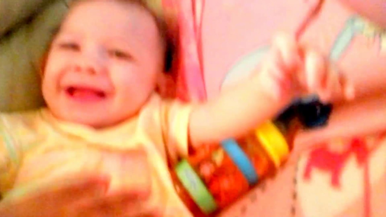 CUTEST THING EVER!!!!! BABY SISTER BLOWS RASPBERRIES - YouTube