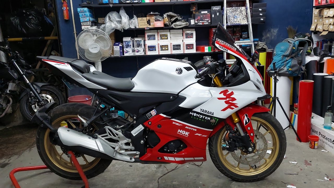 How to wrap YAMAHA R15 Version 4| by @btwraps - YouTube