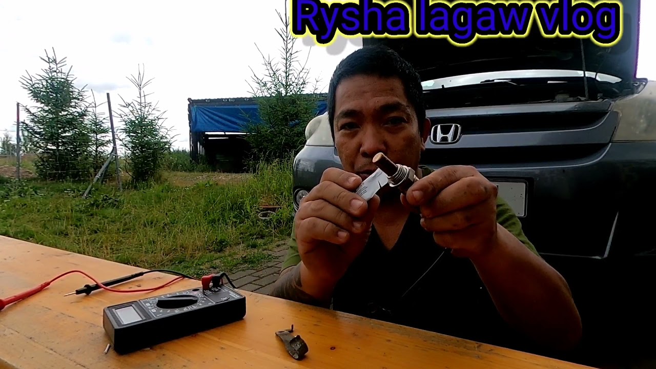 How to change the oxygen sensor for honda stream...... - YouTube