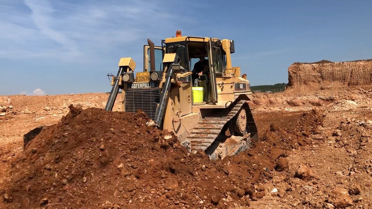 Caterpillar D6R Bulldozer Pushing Soil - YouTube