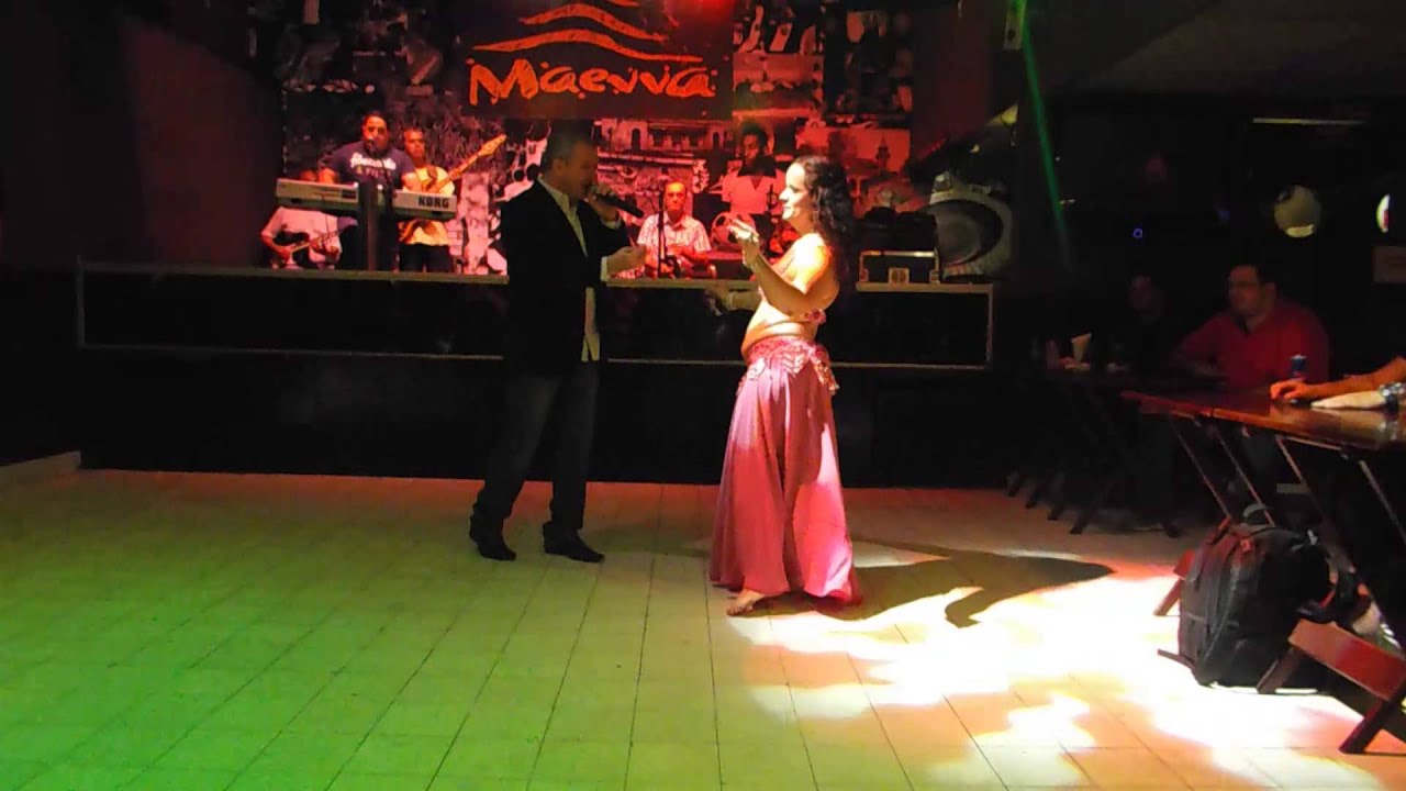 Maevva - 18/11 - Solo Layla Farah - YouTube