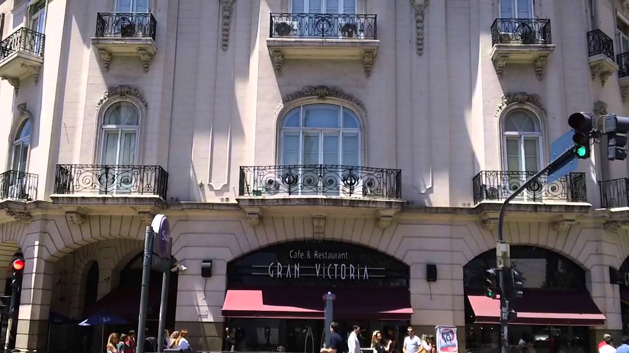 Gran Victoria Cafe-Restaurant Buenos Aires Argentina - YouTube