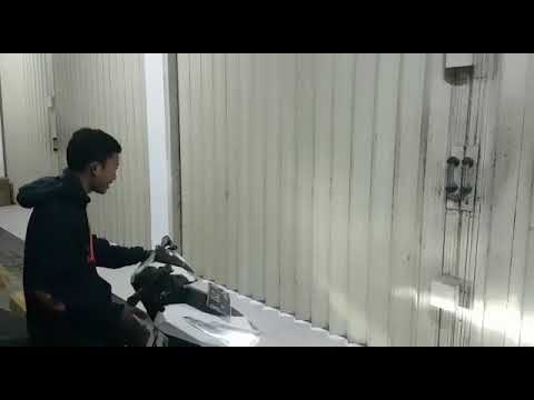 Ngakak ketuk pintu indomaret yg dah ttup😅