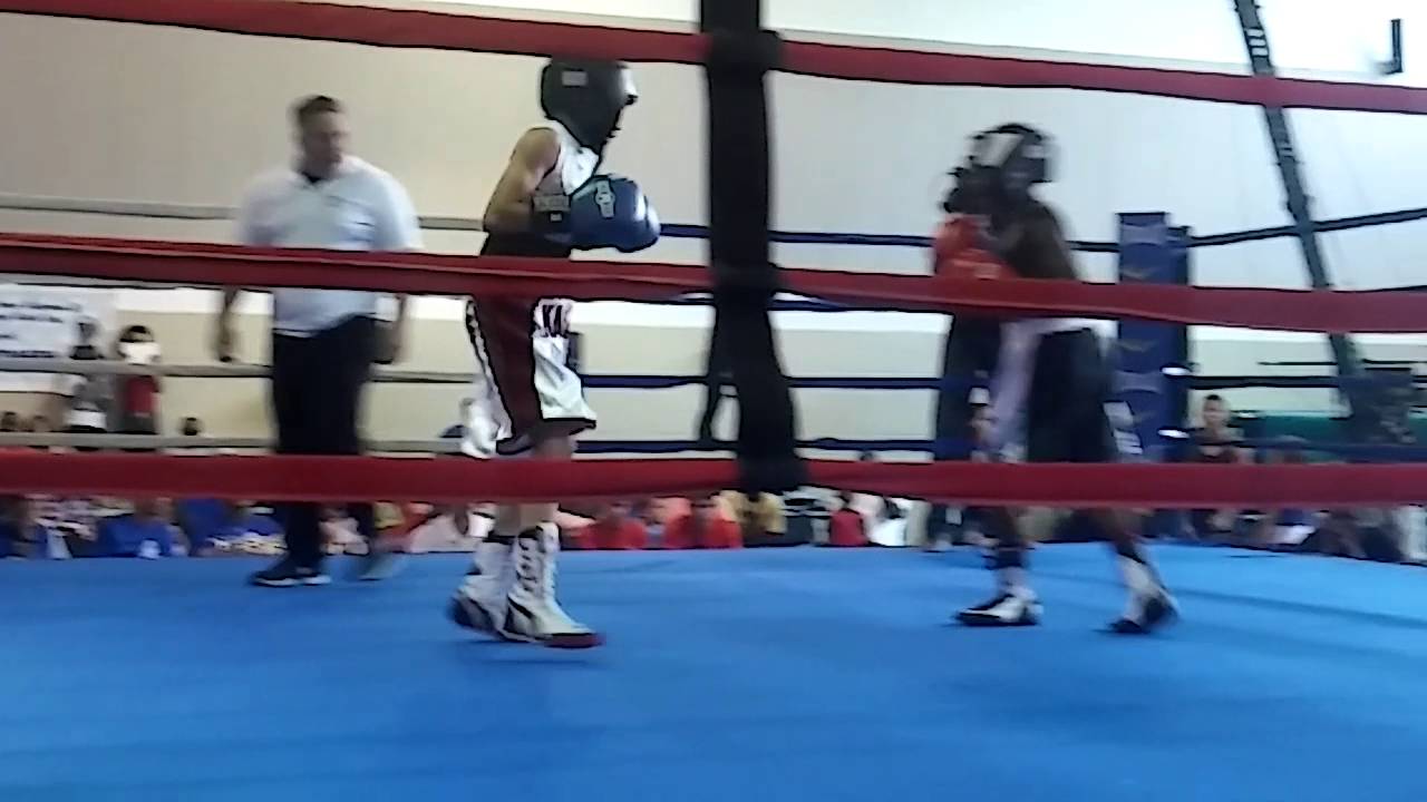 Christopher Simmons Vs Karma Burris - YouTube