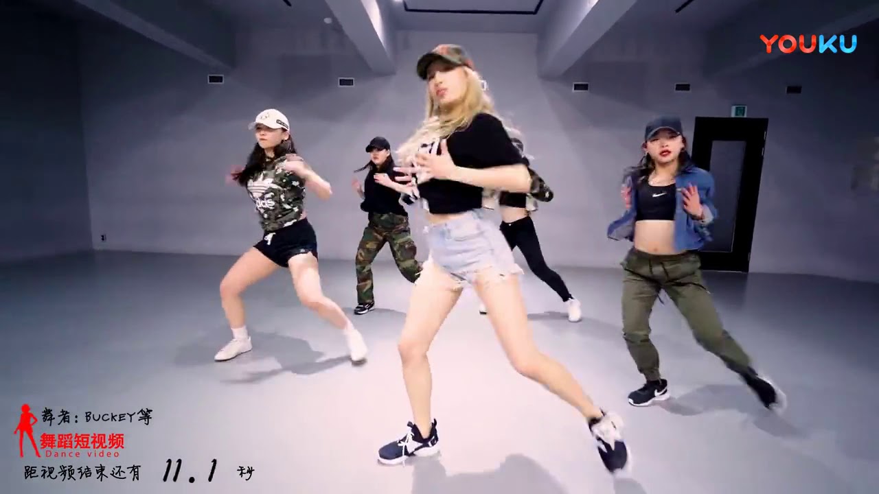 🔴 Short Girl Dance Videos ️this Dance Is Too Fast, I Thought I Ordered ...