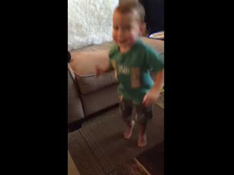 Zachary potty dance - YouTube