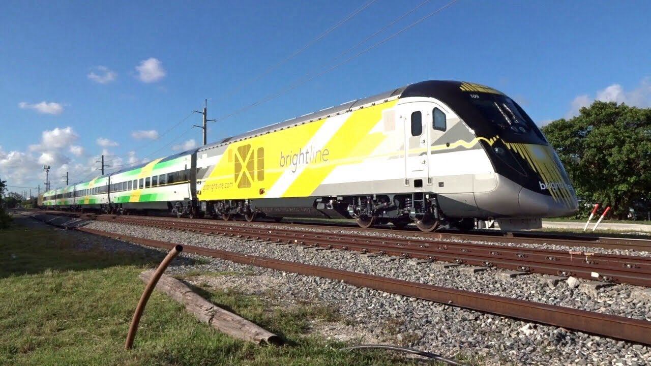 [HD] The FIRST of Brightlines Test Run's In Ft Lauderdale And Miami ...