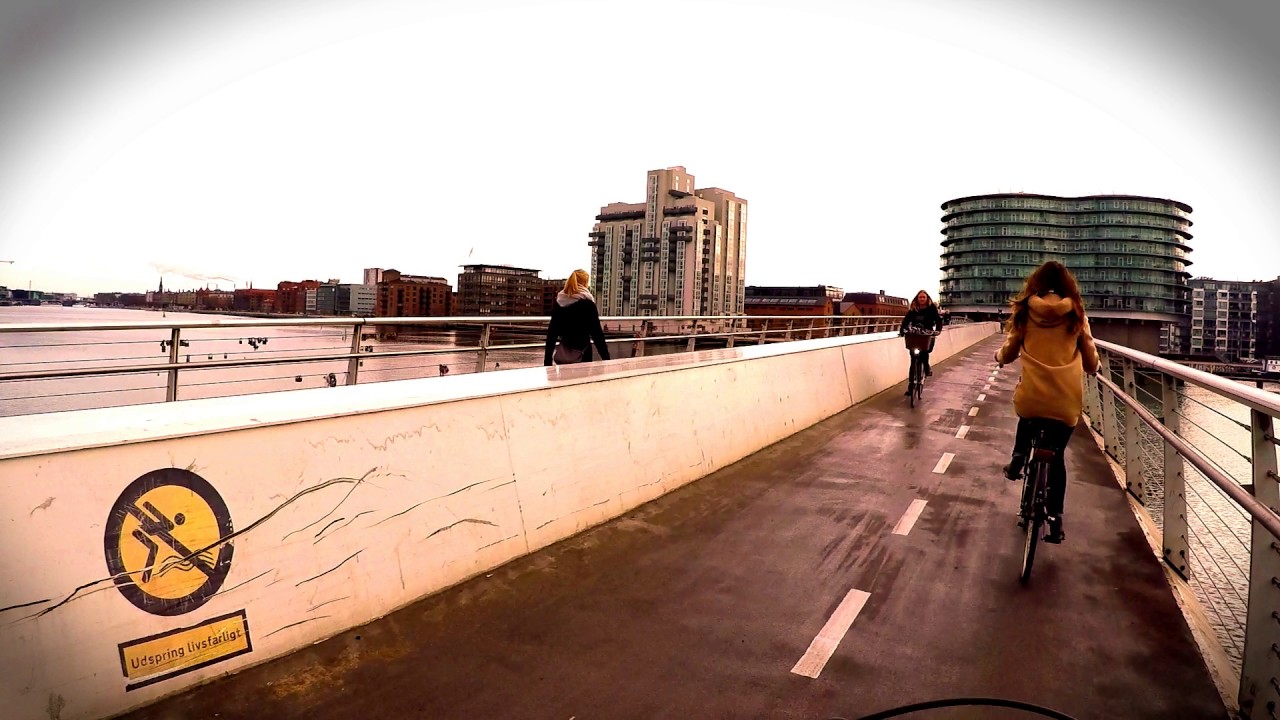 Highway Bicycle (Bike Snake) Copenhagen - YouTube
