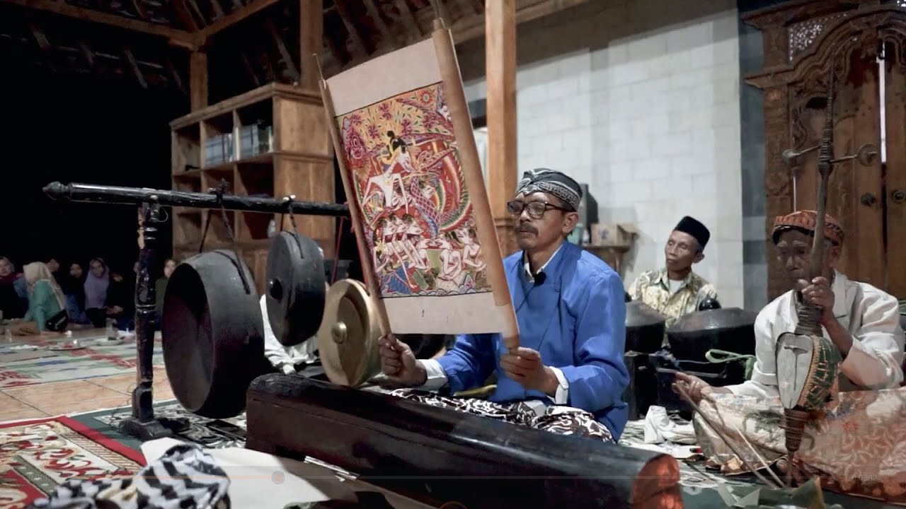 WAYANG BEBER - TRADISI CIRI KHAS DAERAH PACITAN - YouTube