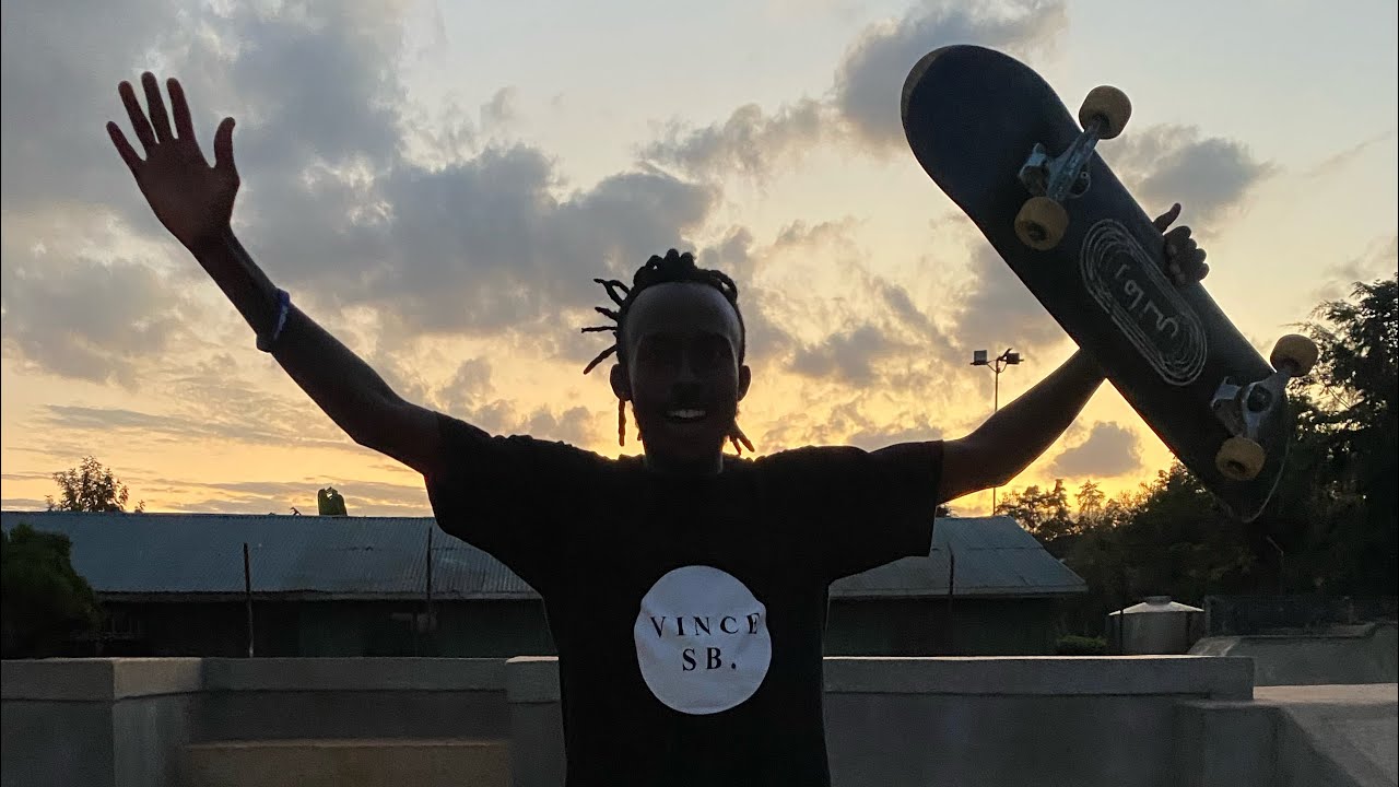 I DID A BACKSIDE 50 50 TO FRONTSIDE KICKTURN OUT 🛹. - YouTube