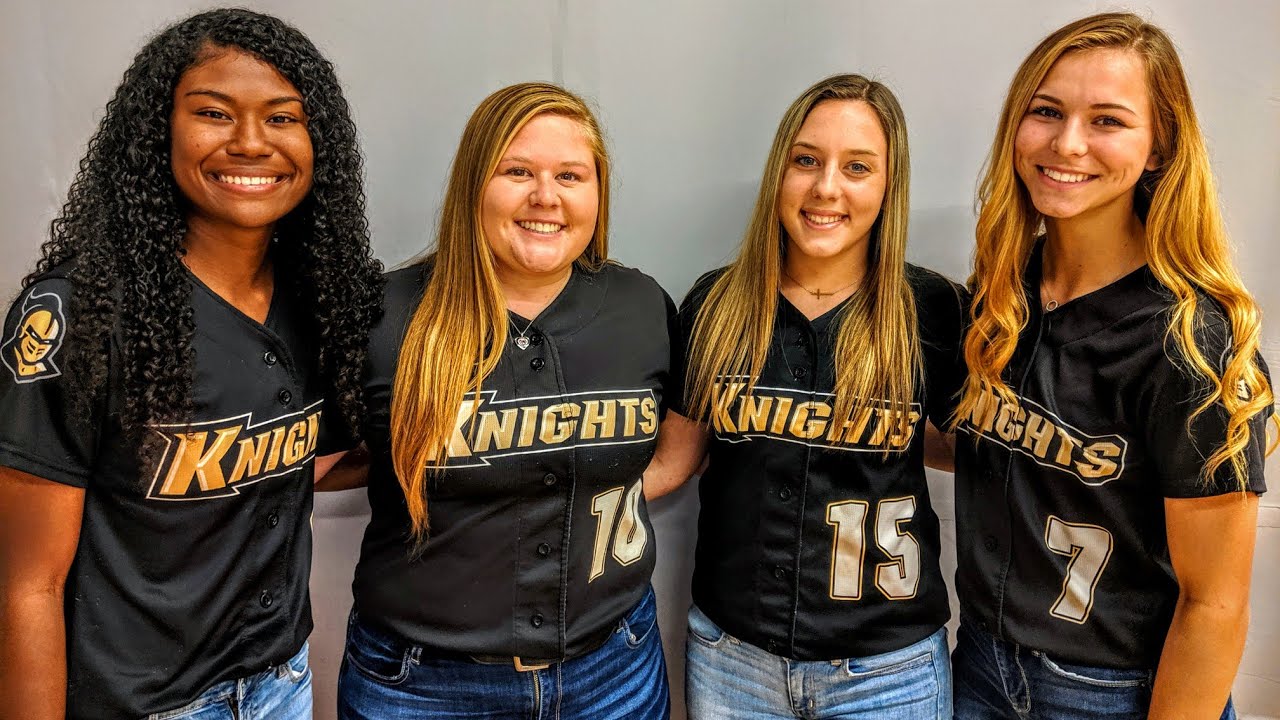 Oakleaf Knights softball team speak with DreamKingz - YouTube