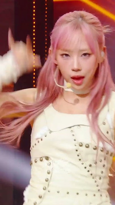 ON MY BIKE - PURPLE KISS #ON_MY_BIKE #PURPLE KISS #パープルキス #퍼플키스 #Shorts #MusicBank | KBS WORLD ...