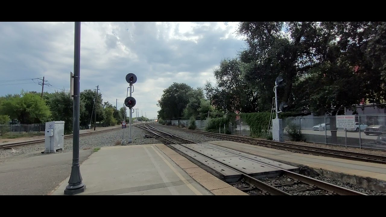 BNSF 4357 West Leads Amtrak Capitol Corridor #535 @ Davis CA 8/26/2025 ...