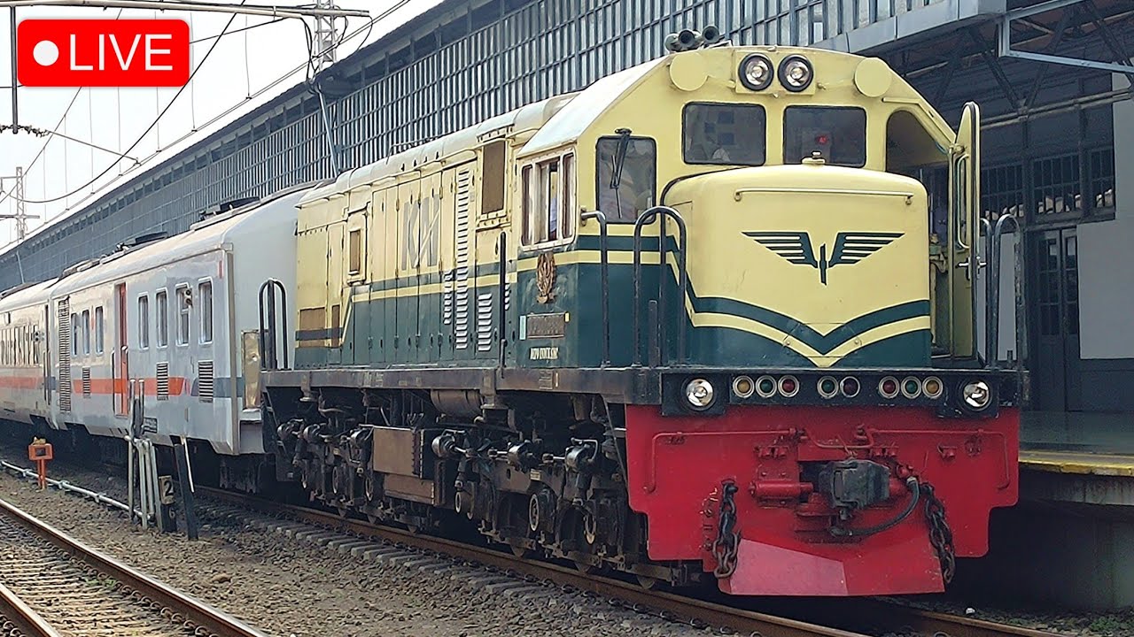🔴 LOKOMOTIF LIVERY VINTAGE GEN. 2 DI JAKARTA !! Ramainya Kereta Api ...