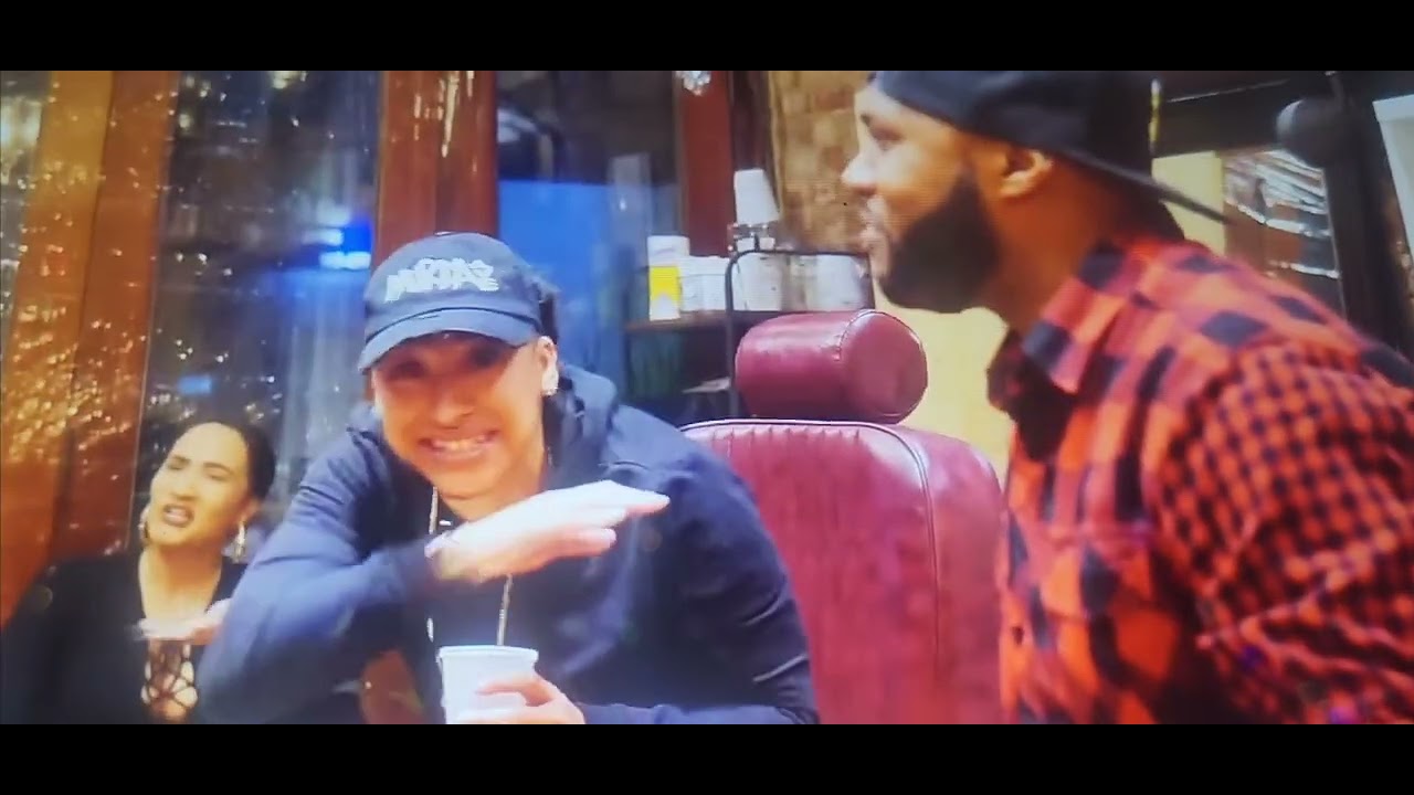 Energetic Eminem debate. These are battle rappers.this is dope there's ...