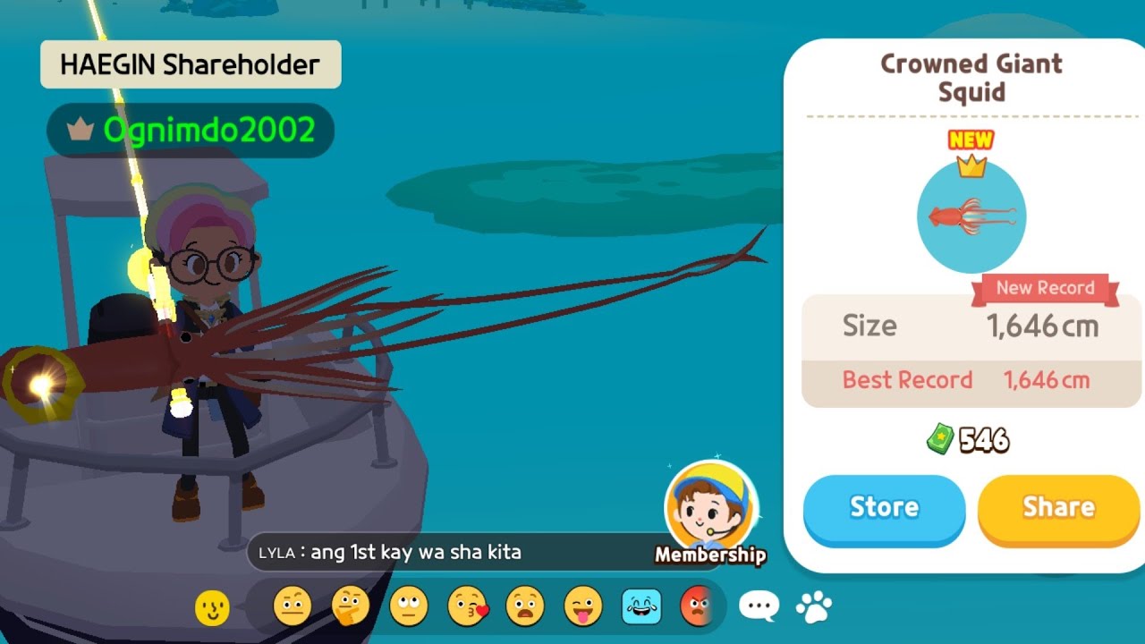Play Together Fish: Giant Squid (crowned) - YouTube