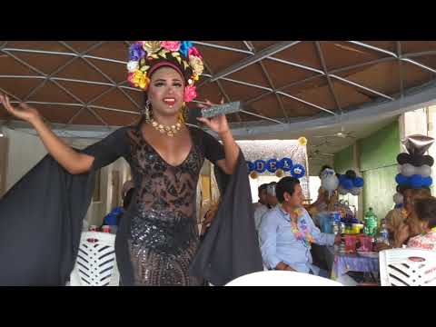 Show travesti Natalia Jiménez (me muero por besarte)