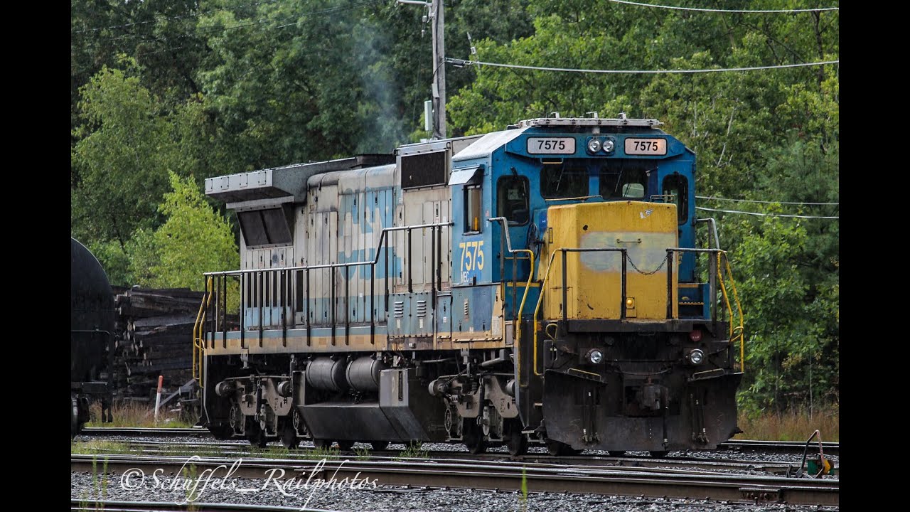 (HD) The Sounds of the C40-8, Idle of the 16 Cylinder, turbocharged GE ...