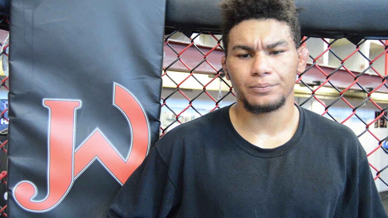 AJ Robb: "I'll fight whoever I have to fight to get to that big stage ...