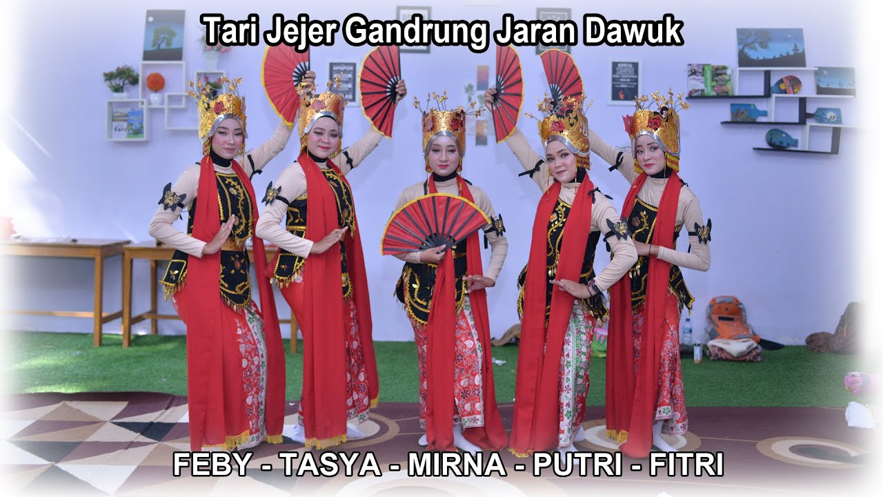Tari Jejer Gandrung Jaran Dawuk || SMK PLUS AL MUJAHIDI TEMBOKREJO ...