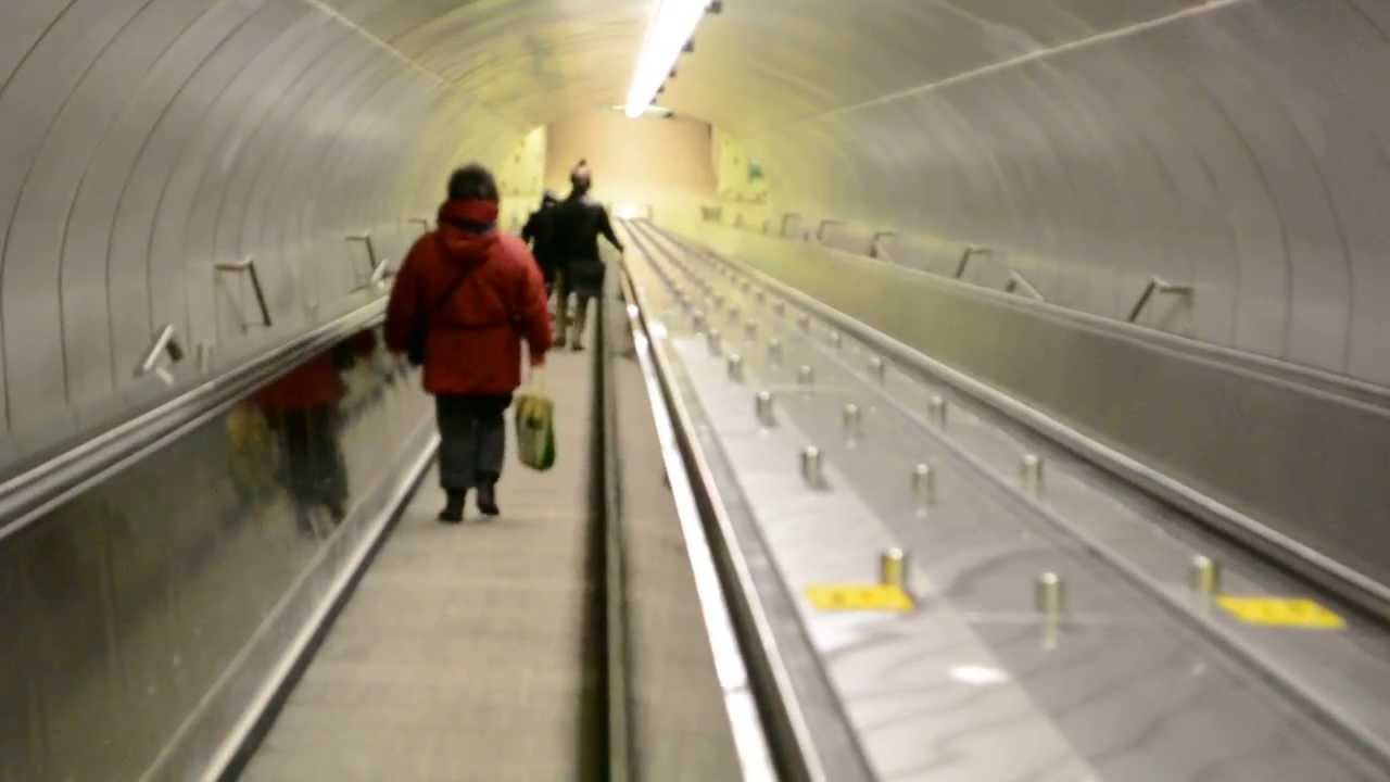 UNIQUE CNIM ESCALATOR AT BEAUDRY METRO STATION - YouTube