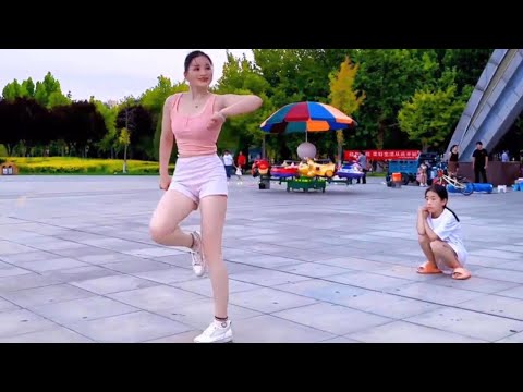 💝💃🎶👗美女跳鬼步舞太棒了《为爱放手》既然你要走，我也会放手！