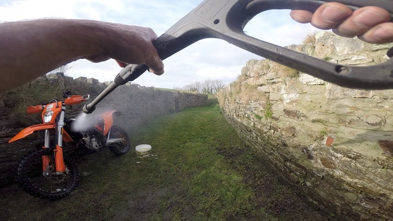 How to Clean a Dirt bike - 2017 KTM 350 EXC-F - YouTube