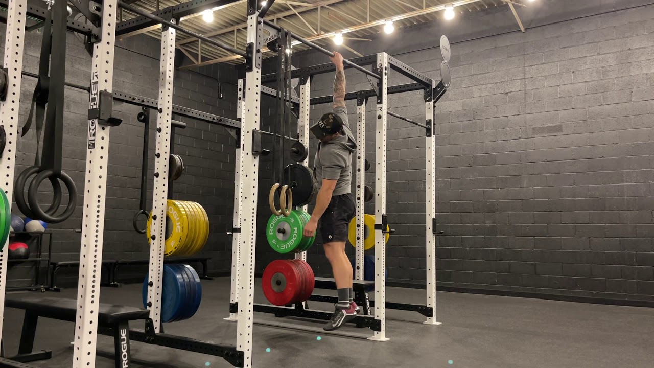 Single Arm Dead Hang - YouTube