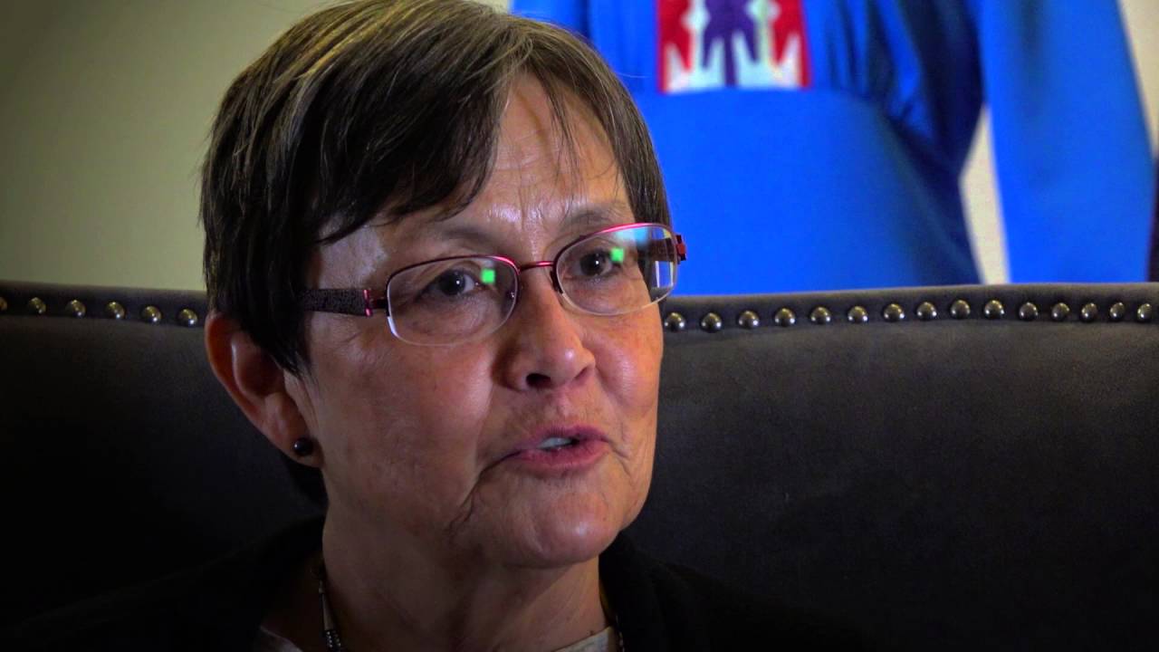 Native Arts Artist-in-Residence Jan Jacobs - YouTube