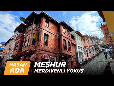BALAT SOKAKLARINDA BİR GÜN