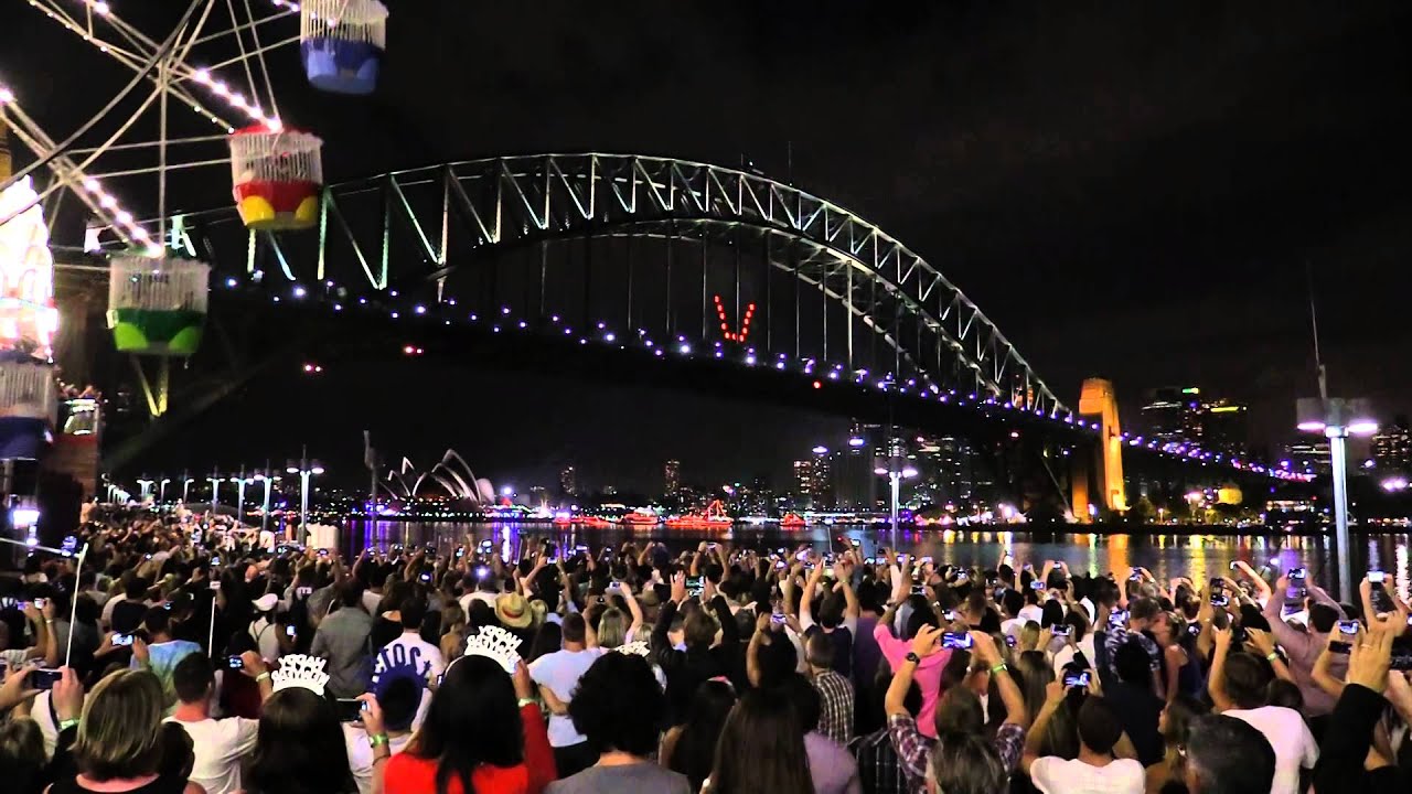 Sydney New Years Countdown to 2015 - YouTube