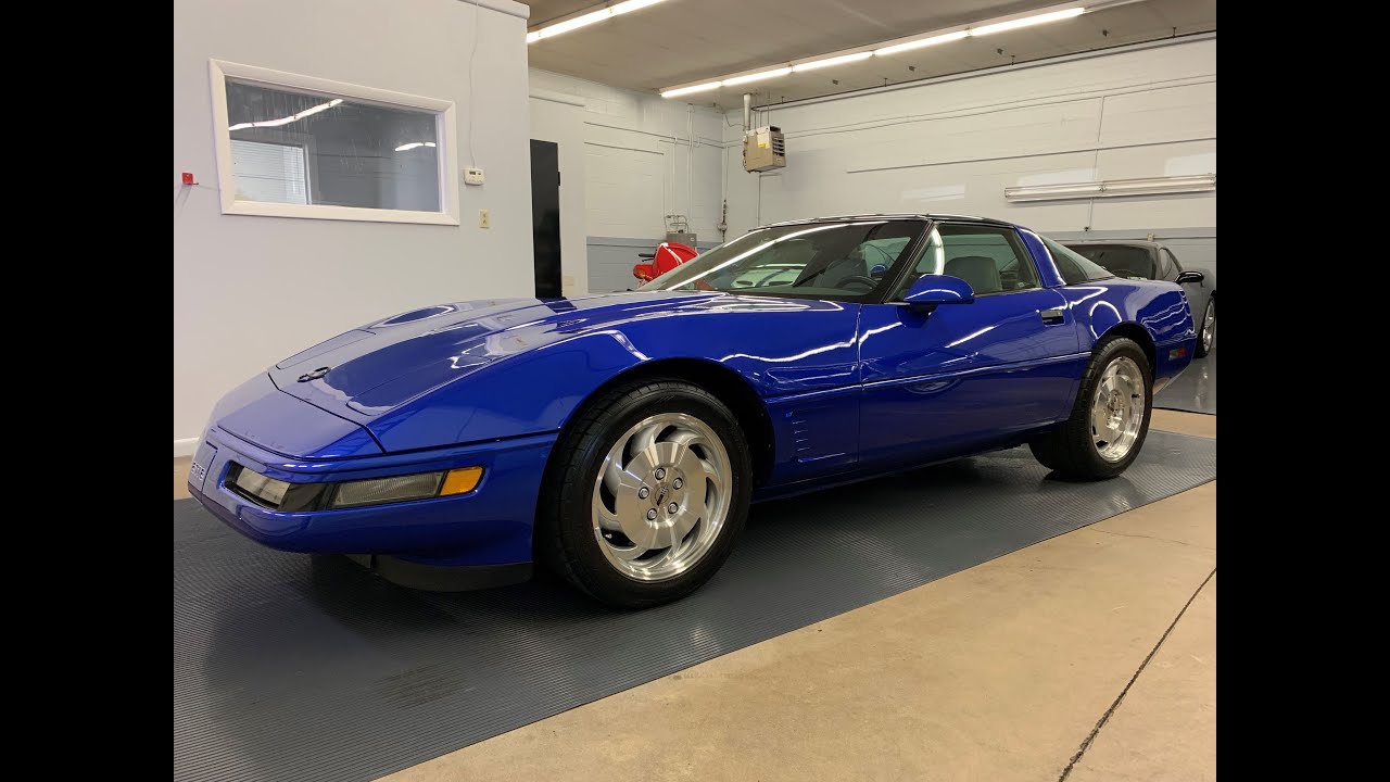 1995 Chevrolet Corvette — walk-around / cold start… Stunning Admiral ...