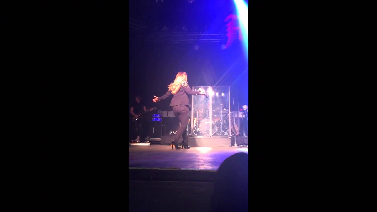 Anastacia live @ Klub Stodola, Warsaw, April 18th 2015 Part 1 - YouTube