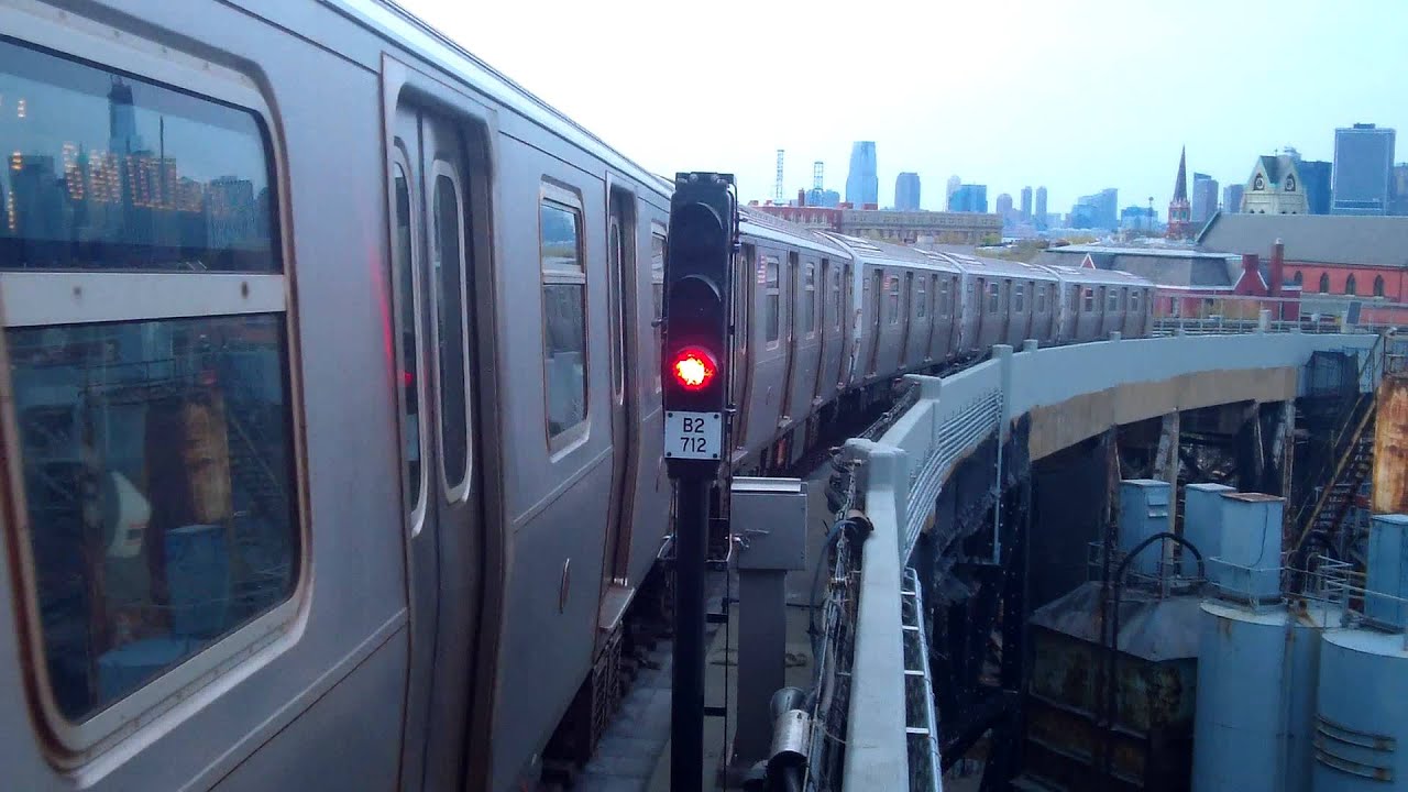 IND Crosstown Line: Manhattan-bound R160A F Train@Smith-9th Streets ...