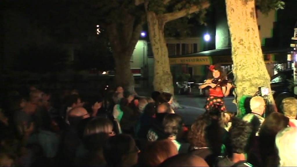 GRINIS SHOW : Le Tour Du Monde - YouTube