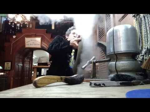 Steaming a Beaver / Silk Finish Hat - YouTube