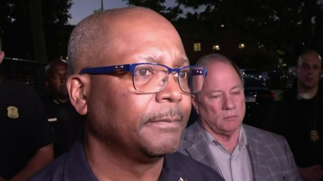 Detroit police chief and mayor provides update after officer killed in ...