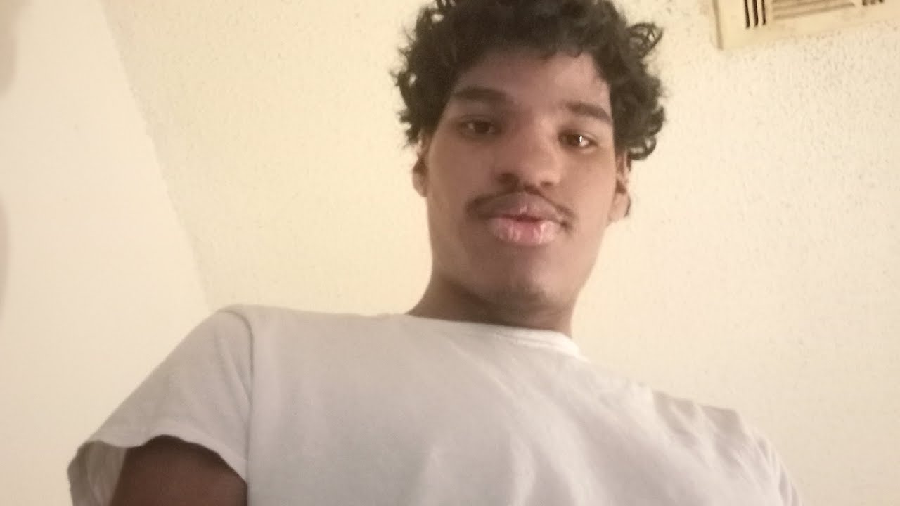 Isaac Carlos jackson - dancing to the music - YouTube