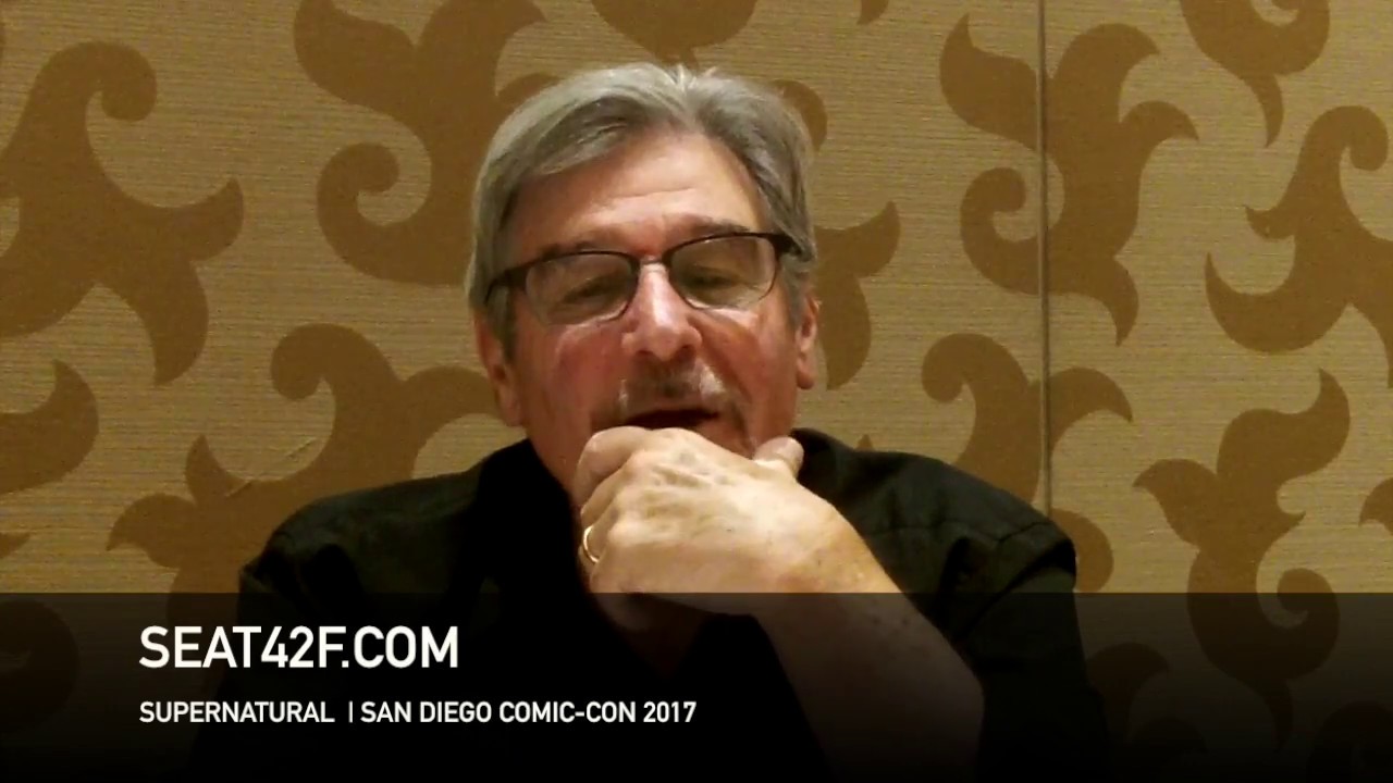 Robert Singer SUPERNATURAL Interview Comic Con HD - YouTube