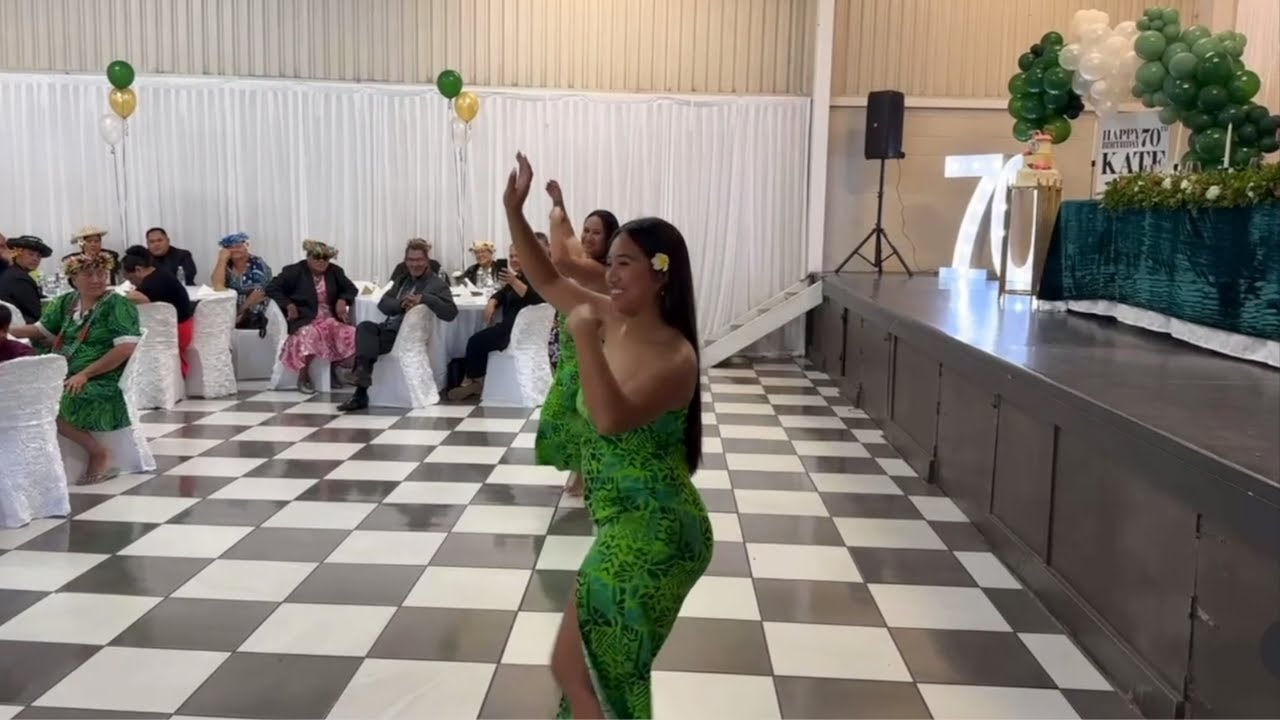 Fakateretere Dance - YouTube
