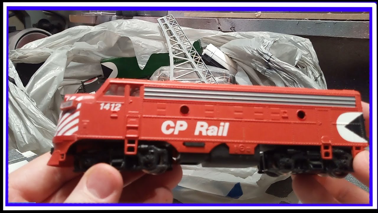 BARN FINDS! HO Scale train and accessories! - YouTube